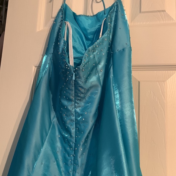 Zum Zum by Niki Livas | Dresses | Zum Zum By Niki Livas Beautiful Blue ...